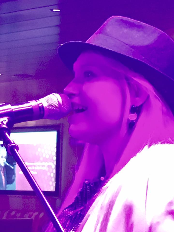 cuteprof – Ingrid Rey